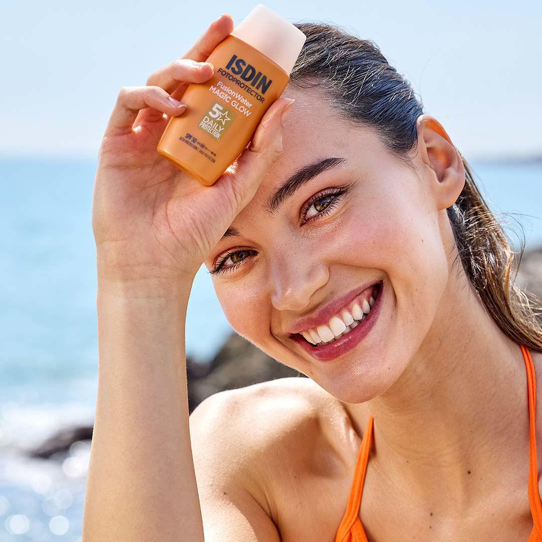 ISDIN Fusion Water MAGIC GLOW SPF 50 | Spletni butik za lepoto in ...